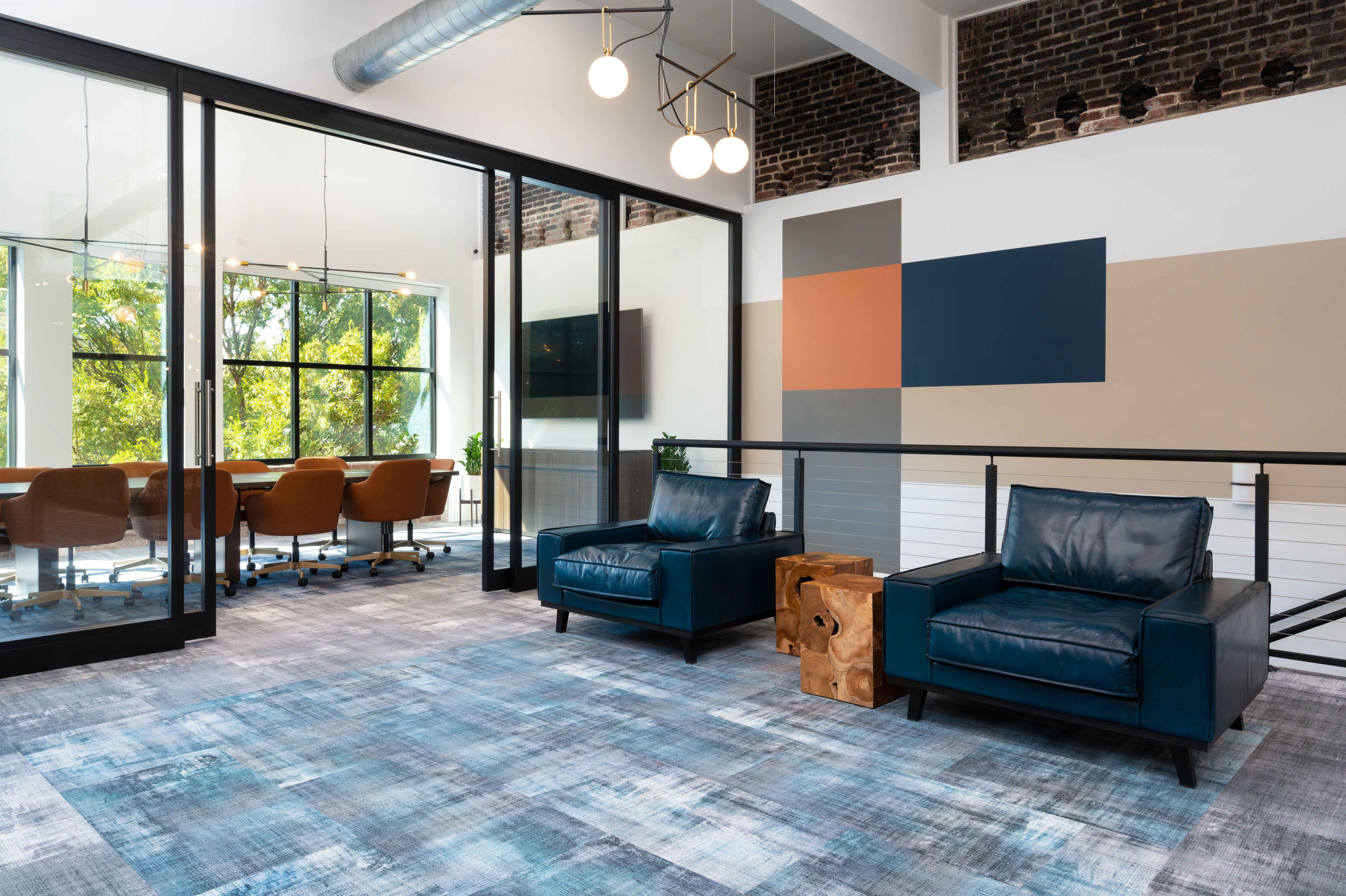 HQ on Main - Workspace Interiors. Inc.